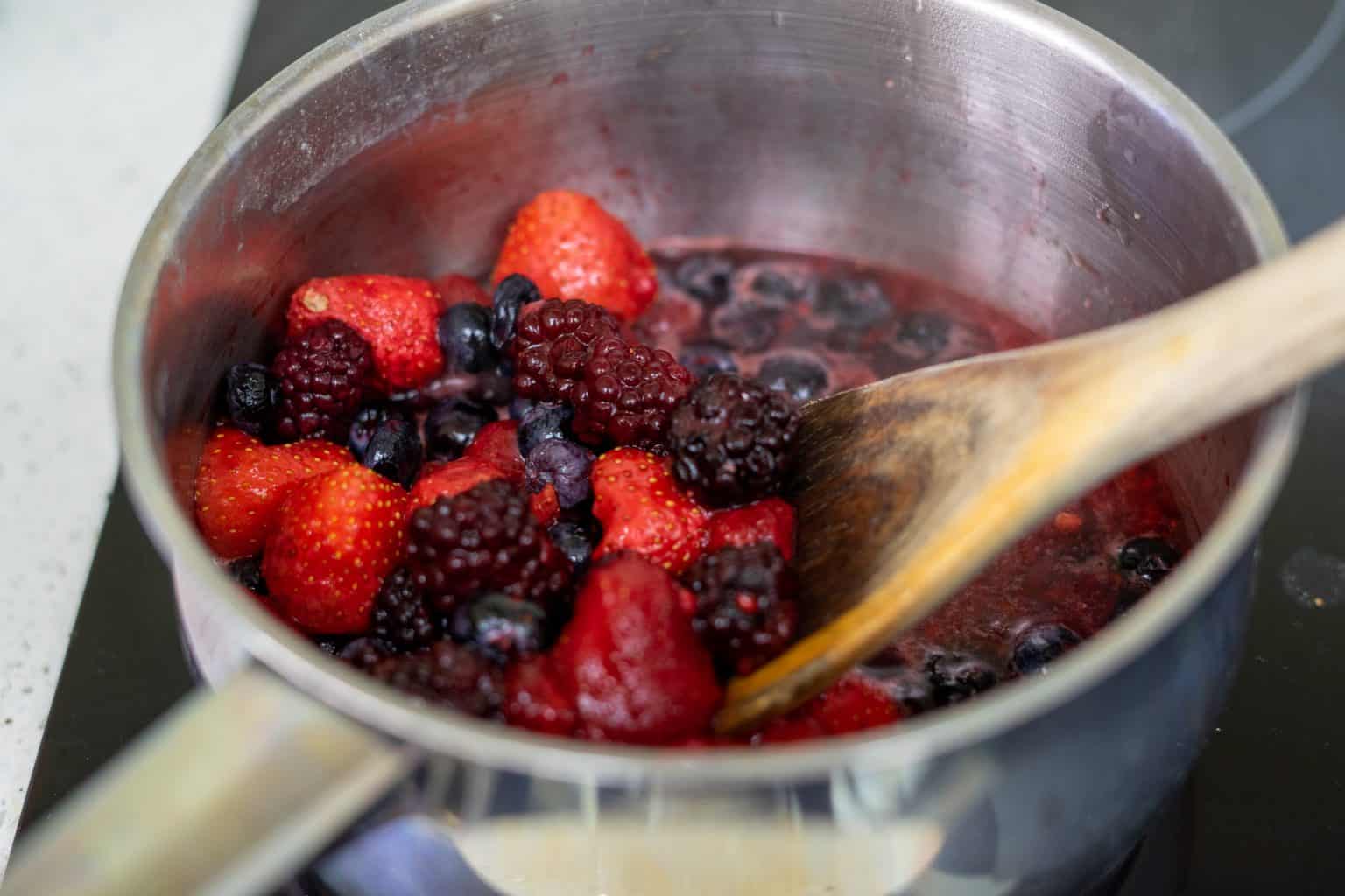 Perfectly Pert Winter Berry Coulis • 2025 Ruffle Snuffle